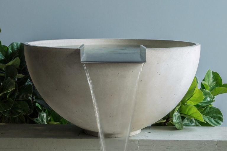 The Scupper - A Hand-Cast Modern Concrete Water Bowl